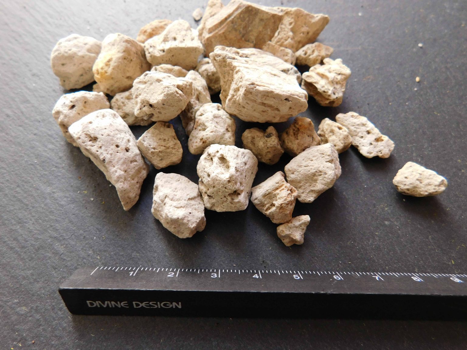 JABLE – PIEDRA PÓMEZ (Pumita)